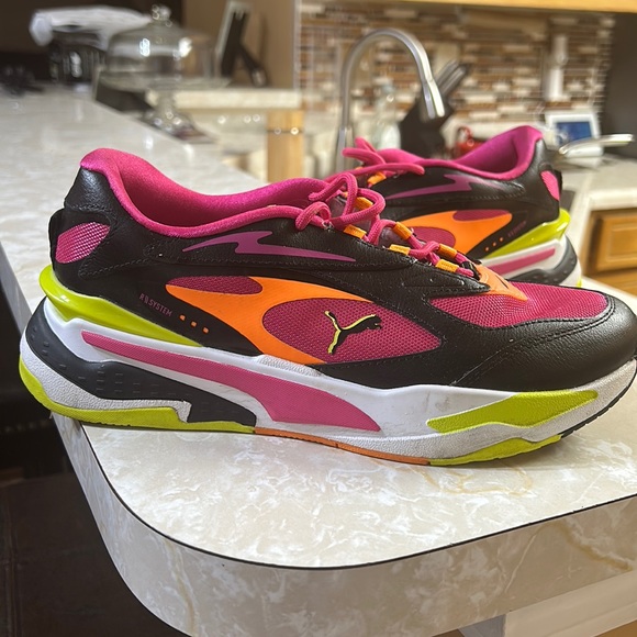 Puma | Shoes | Size 7 Womens Puma Sneakers | Poshmark